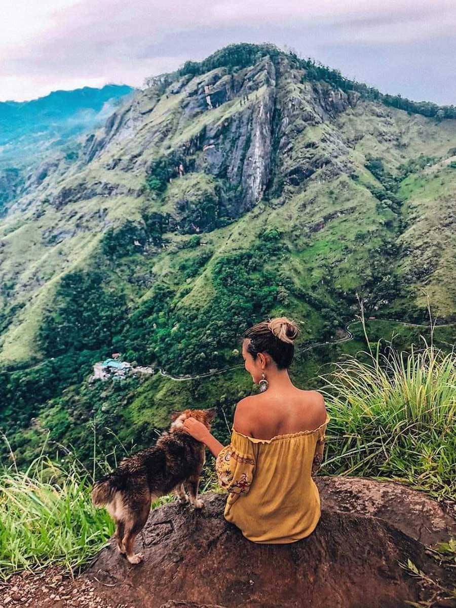Little Adam's Peak Ella Srilanka - The most famous hidden gems in Ella ...